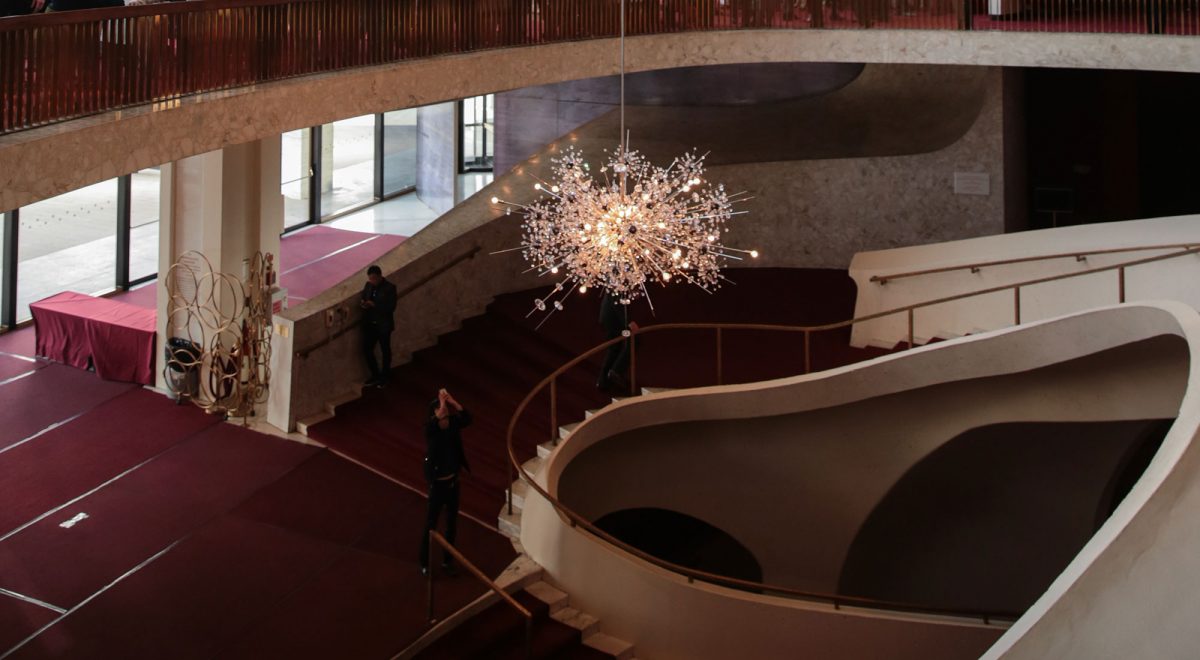 - Met Opera - ⋆ J. & L. Lobmeyr Lighting